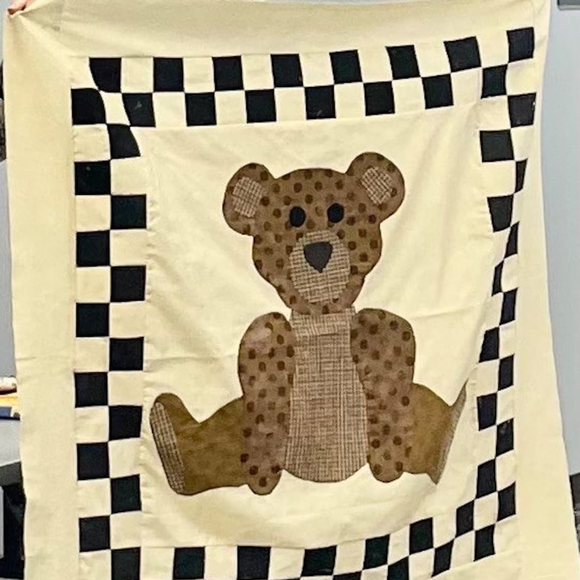 20 Charming Gender-Neutral Baby Quilt Patterns