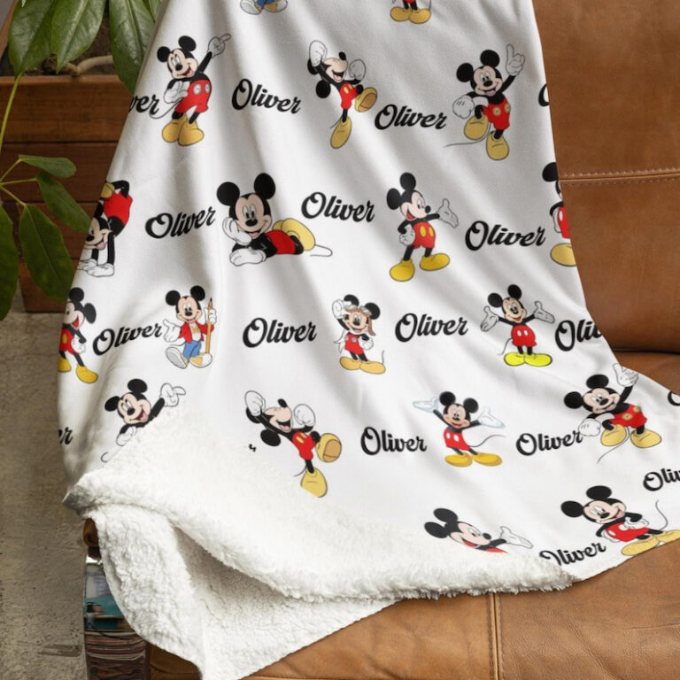 20 Cute and Fun Mickey Mouse Quilt Patterns to Try