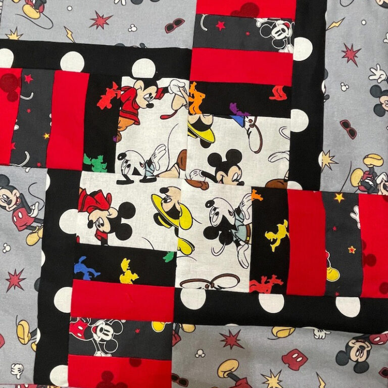 20 Cute and Fun Mickey Mouse Quilt Patterns to Try