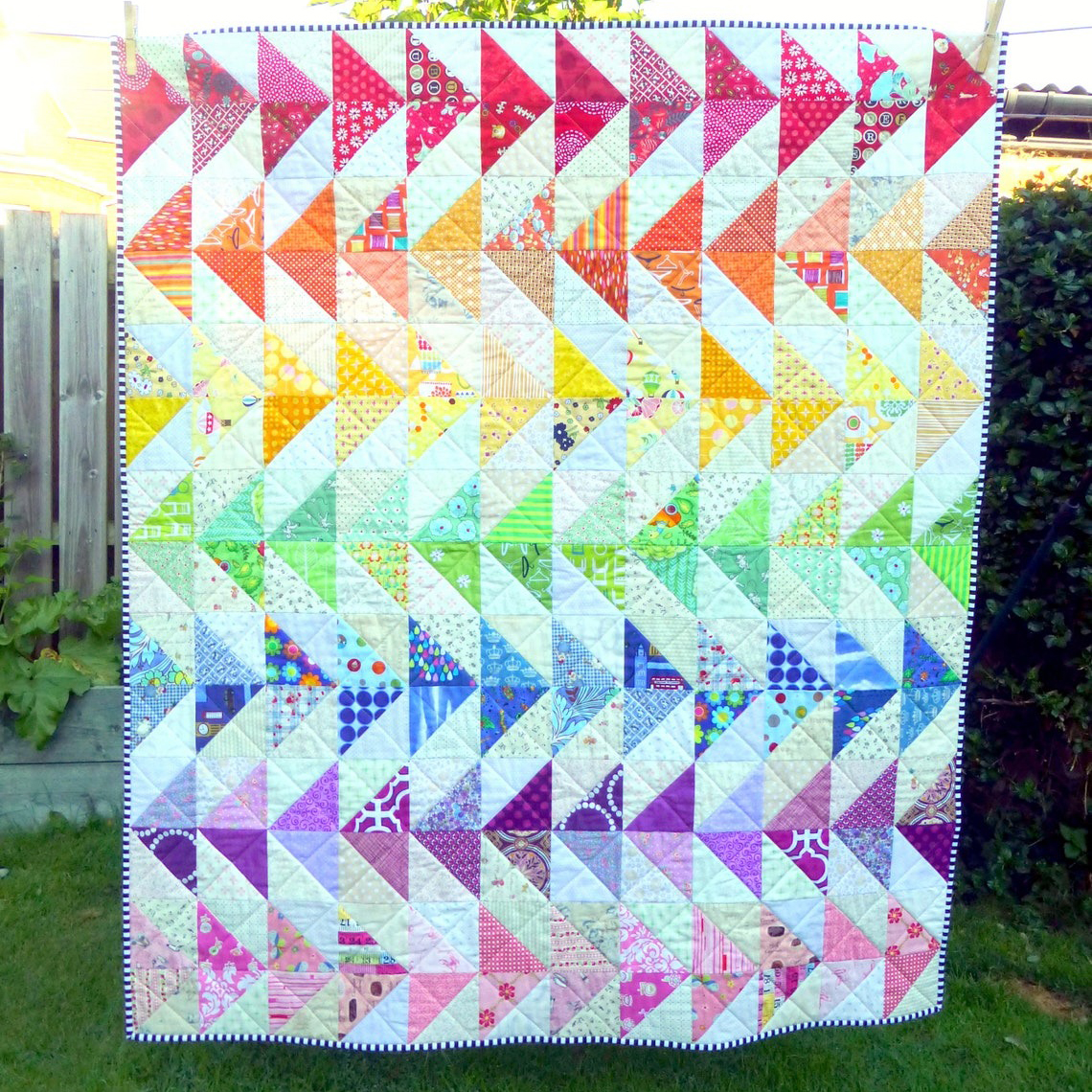 20 Beautiful Rainbow Quilt Patterns